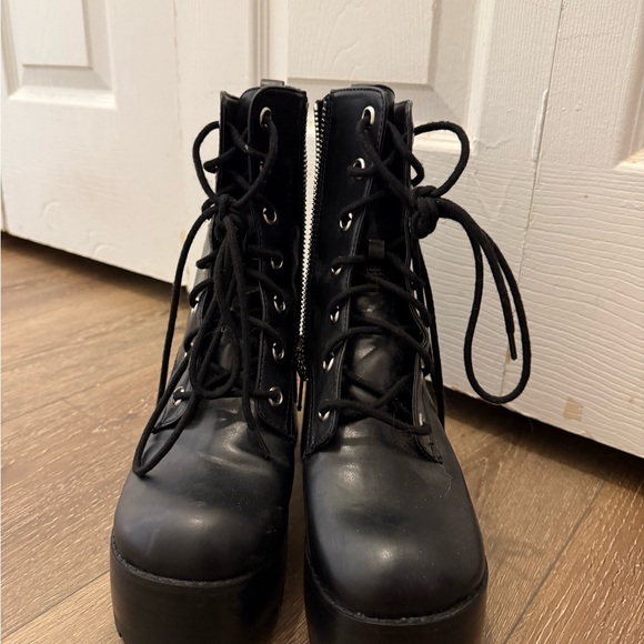 Current Mood | Shoes | Current Mood Black Platform Combat Boots | Poshmark
